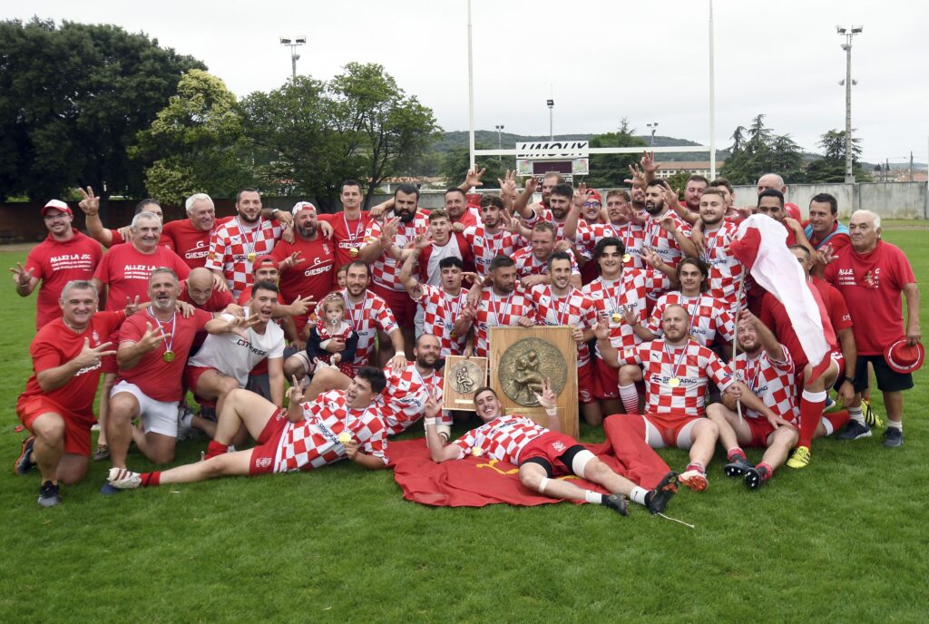 Caraman signe un triplé historique