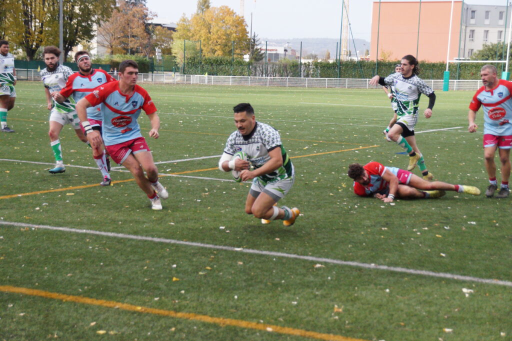 Les seniors du Rugby Clermont La Plaine performent face à St Mamet ...